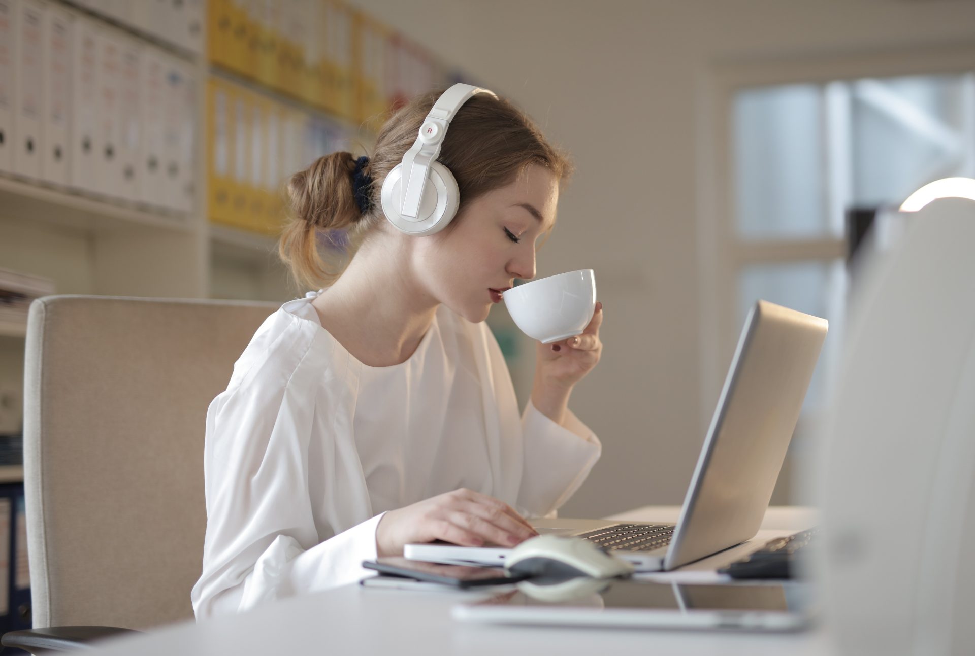How To Use Eunseo Bot Commands In Discord And How They Work Techsive 7089